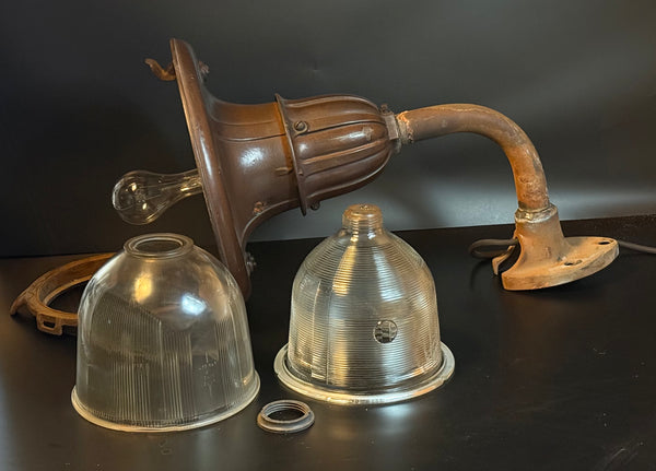 Early Cast Holophane Industrial Street Light Fixture 7718201032765 ...
