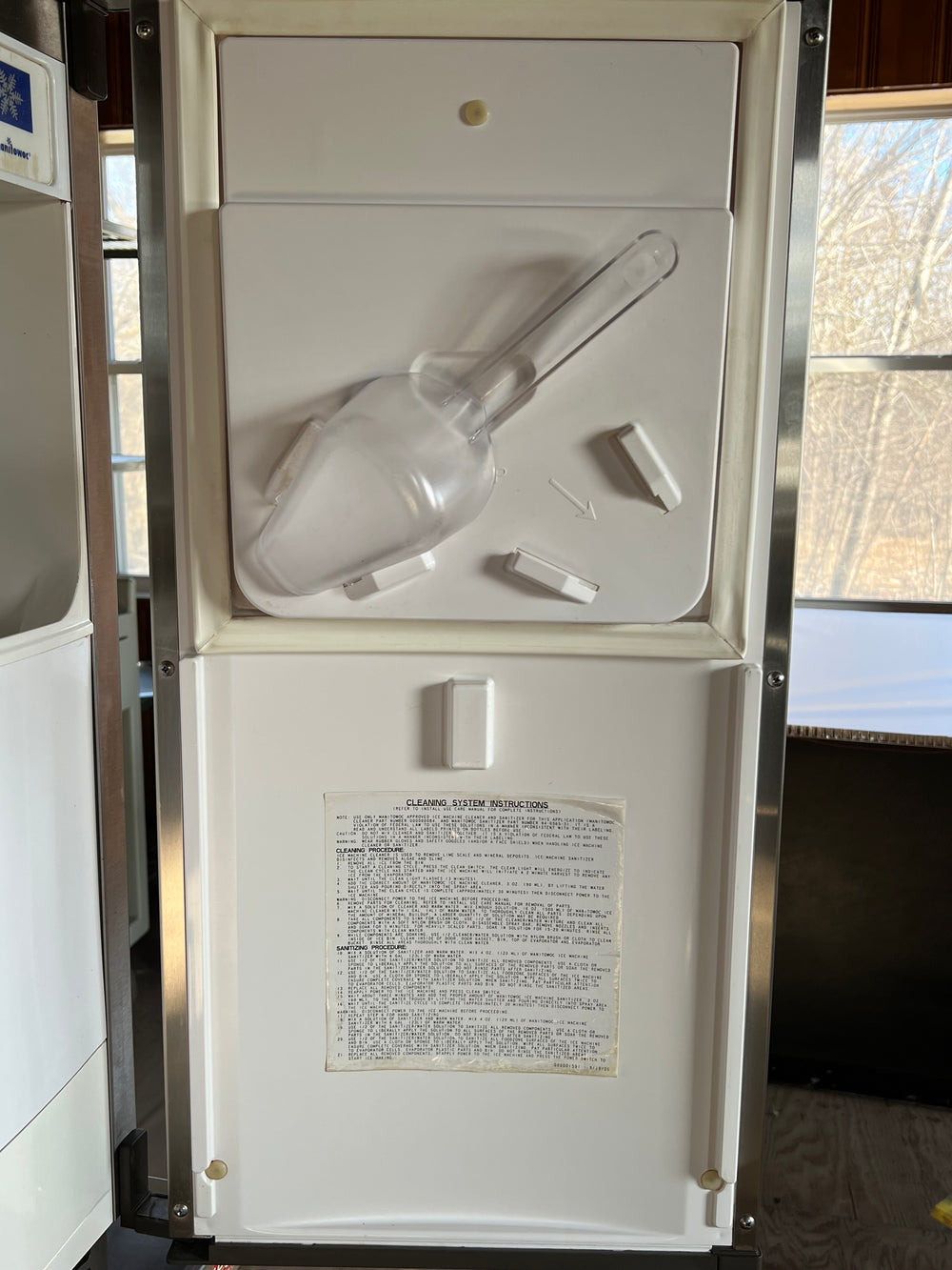 Manitowoc Ice SMS050A002 undercounter ice machine - Old School Warehouse